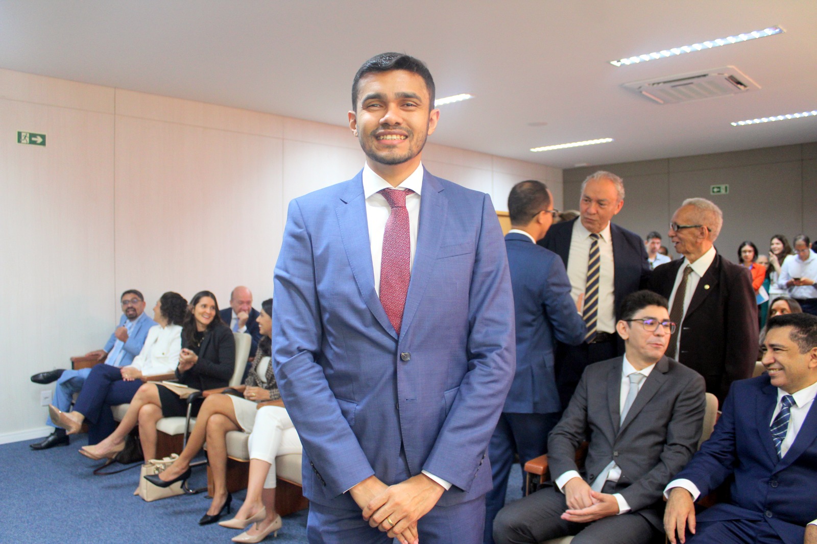 Dez novos juízes são empossados pelo TJ-PI