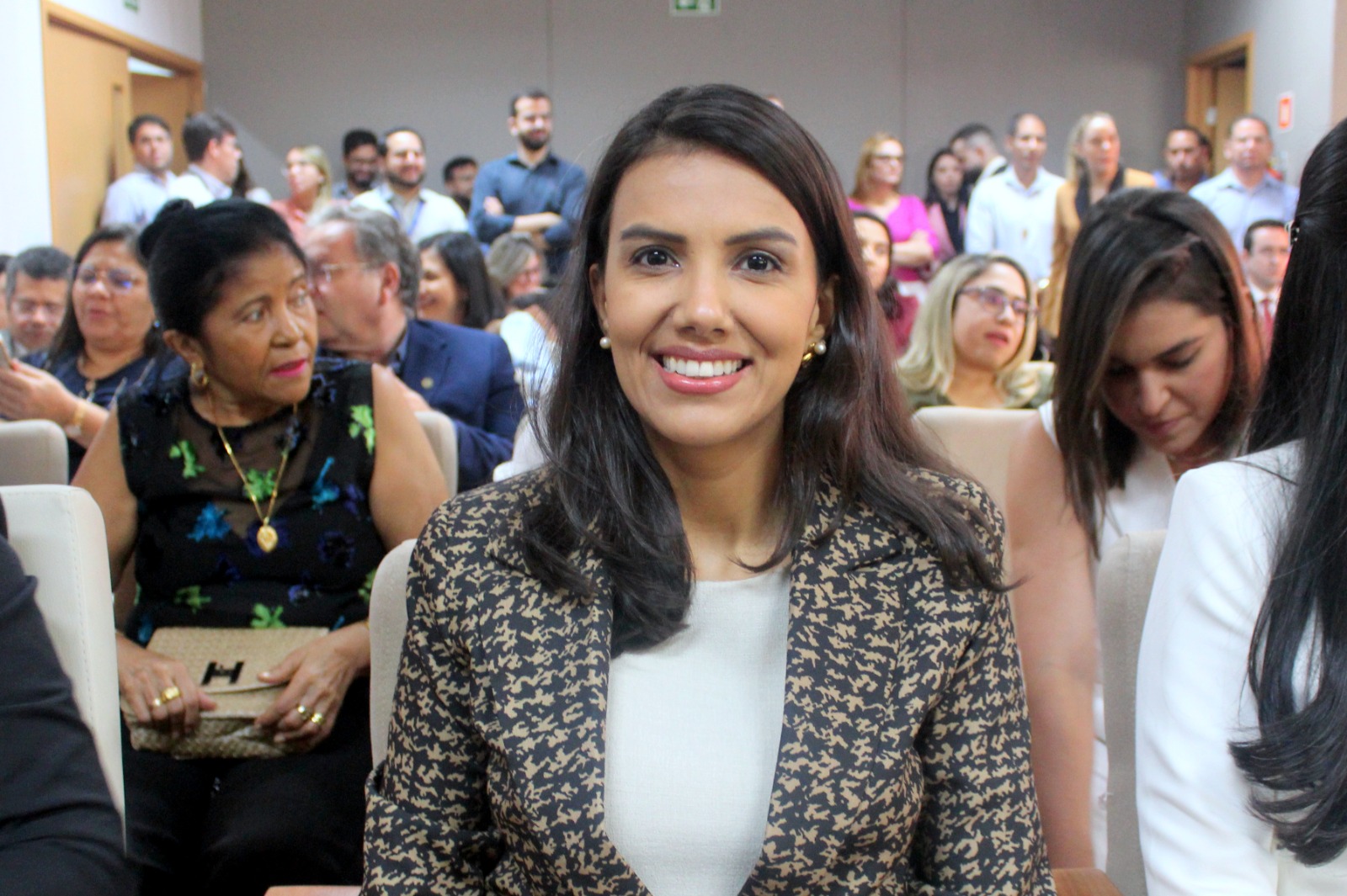 Dez novos juízes são empossados pelo TJ-PI